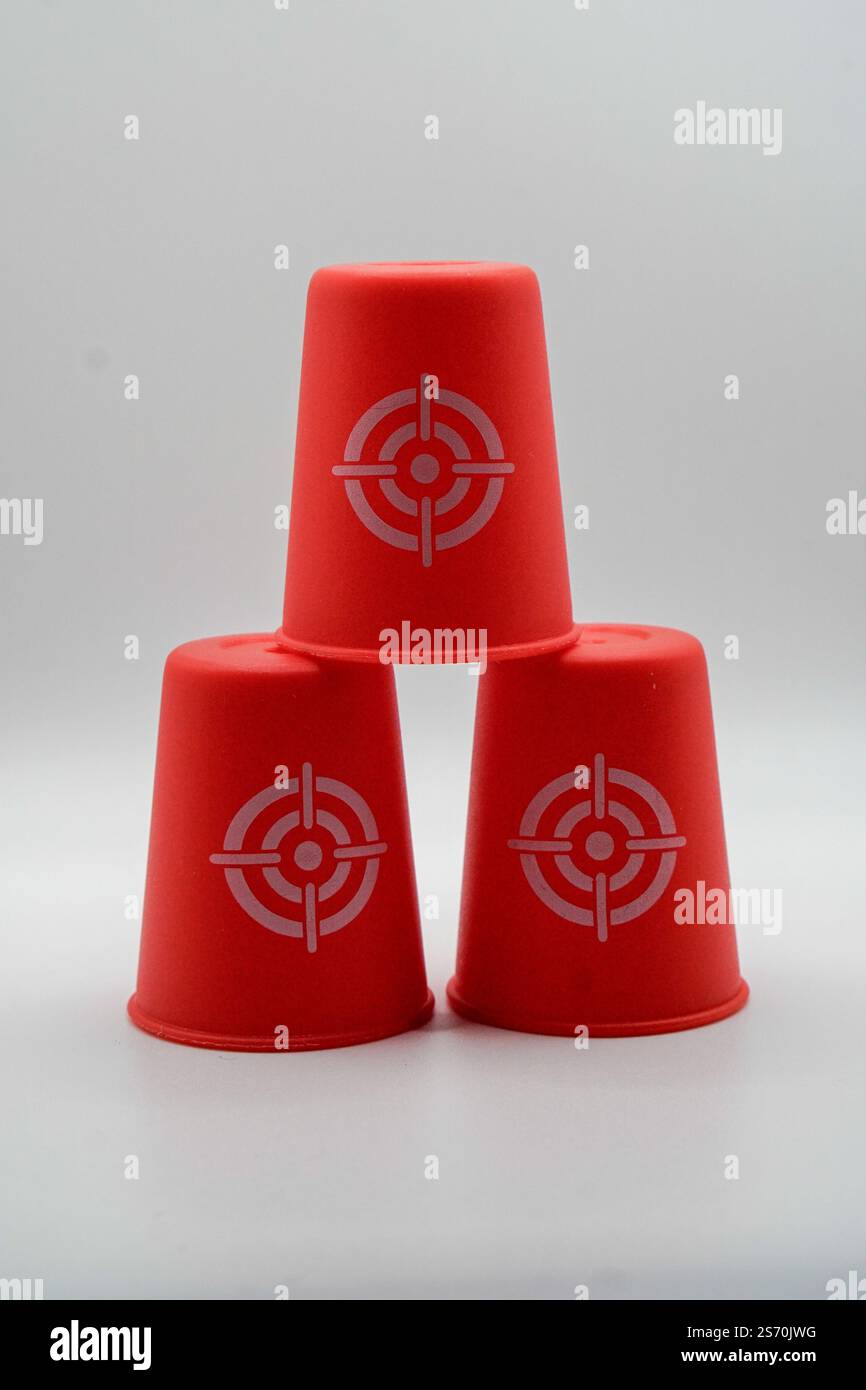 Align cups hi-res stock photography and images - Alamy