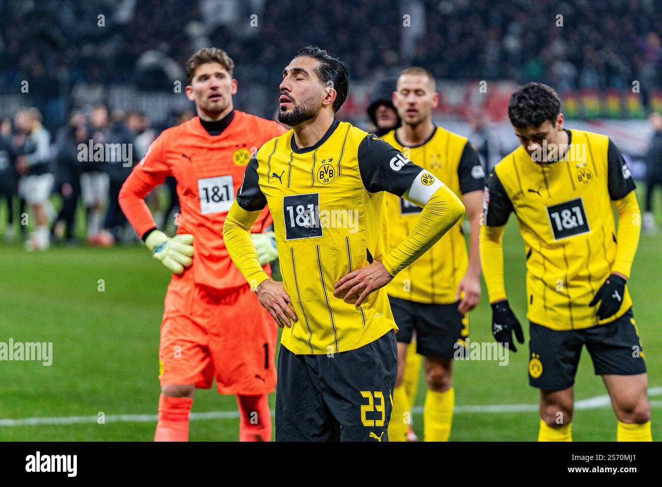 Frankfurt, Deutschland. 17th Jan, 2025. 17.01.2025, Eintracht Frankfurt vs. Borussia Dortmund, 1 ...