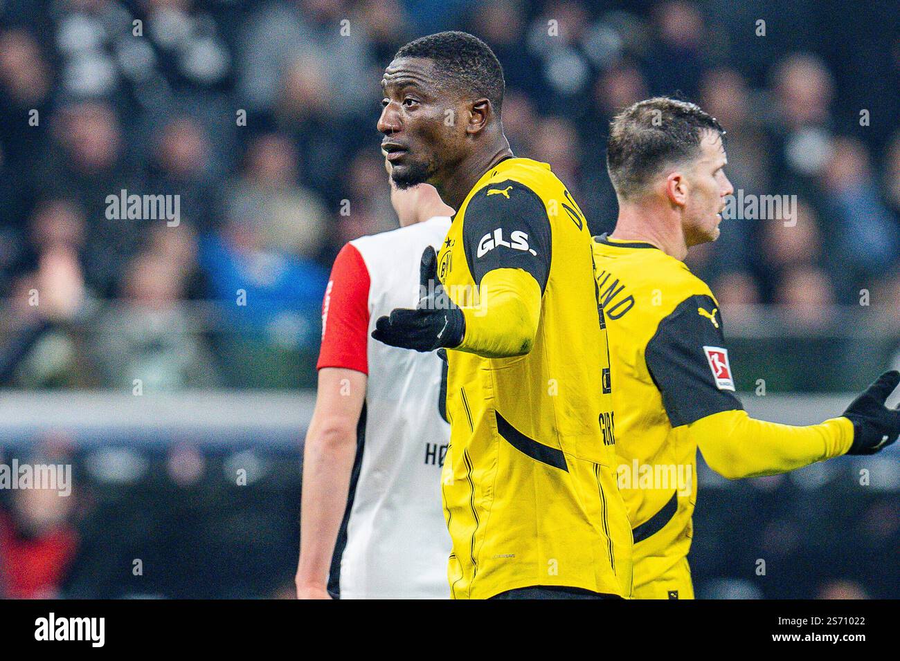 Frankfurt, Deutschland. 17th Jan, 2025. 17.01.2025, Eintracht Frankfurt vs. Borussia Dortmund, 1 ...