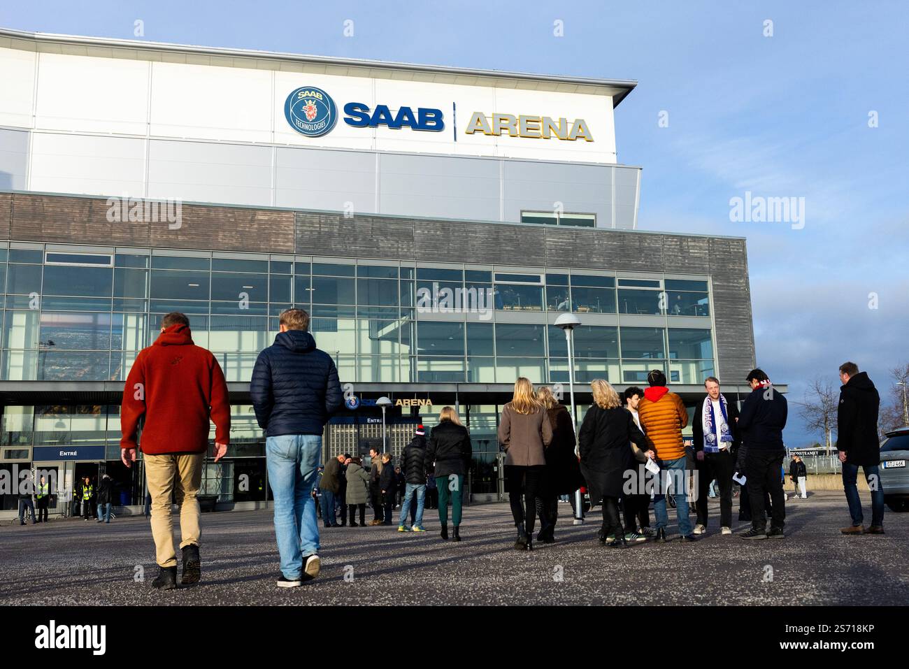 250118 Exteriör vy av Saab Arena inför ishockeymatchen i SHL mellan ...