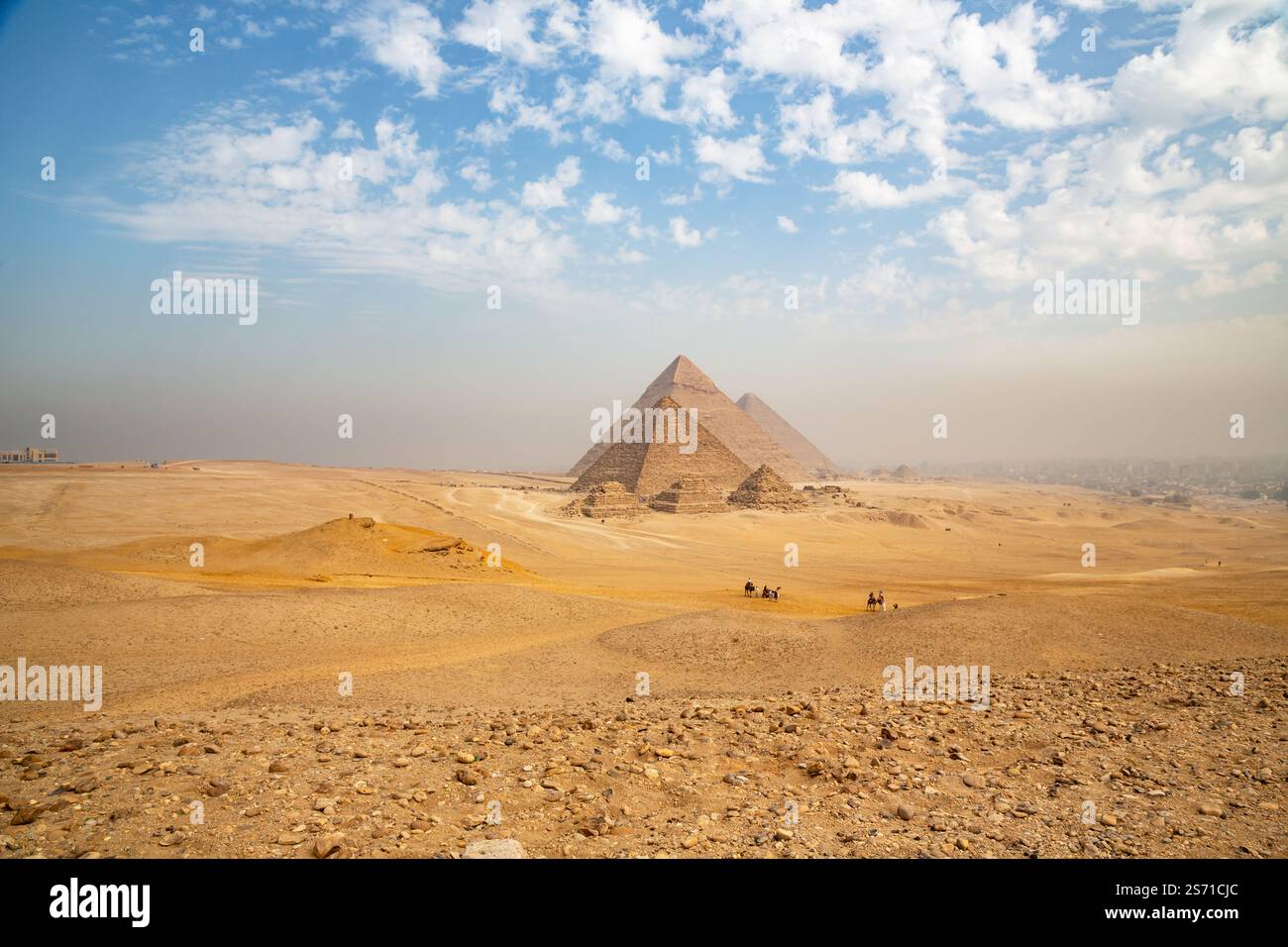Egypt. Cairo - Giza. General view of pyramids from the Giza Plateau ...