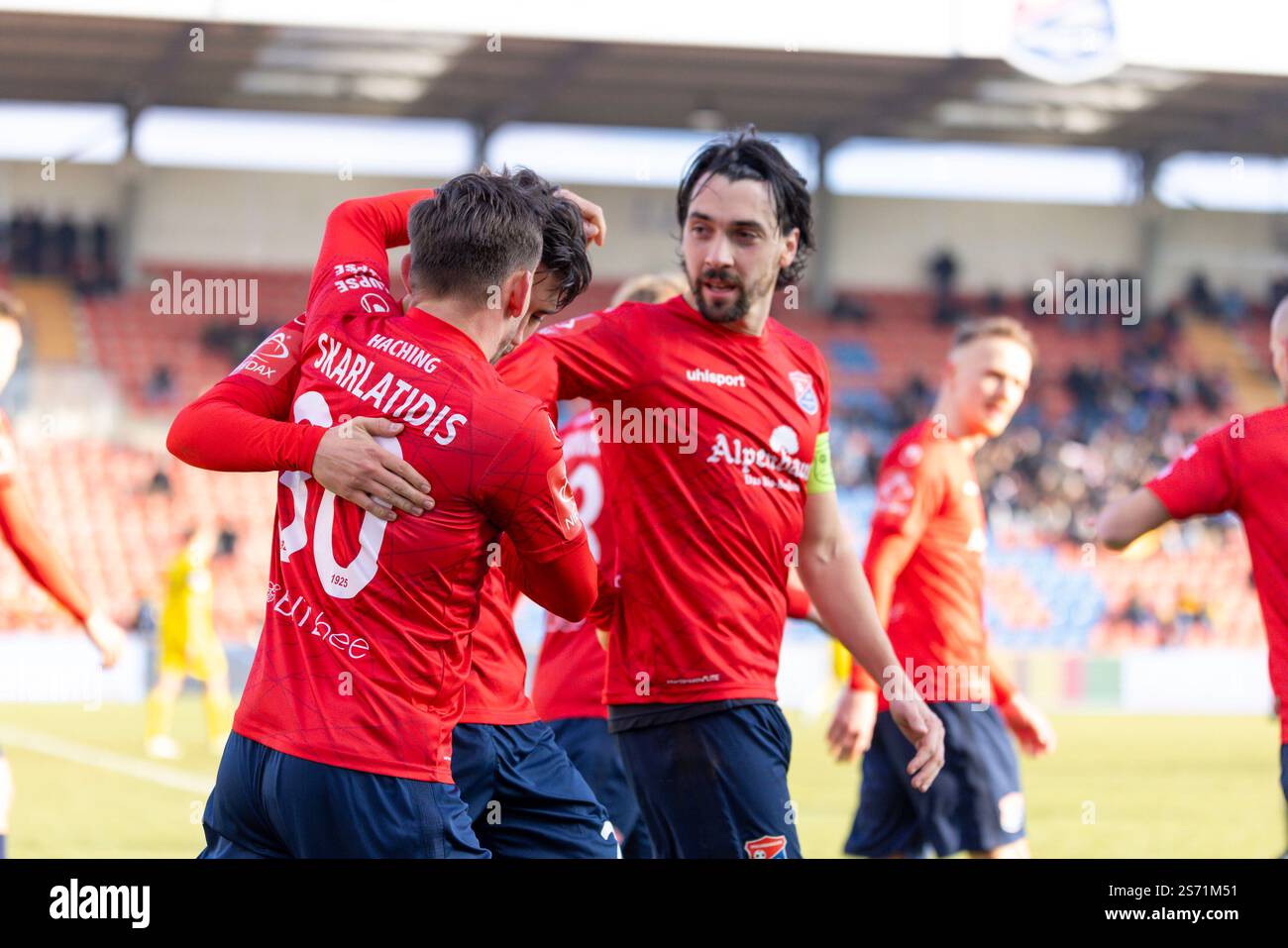 Unterhaching, Deutschland. 18th Jan, 2025. Unterhaching, Deutschland 18 ...