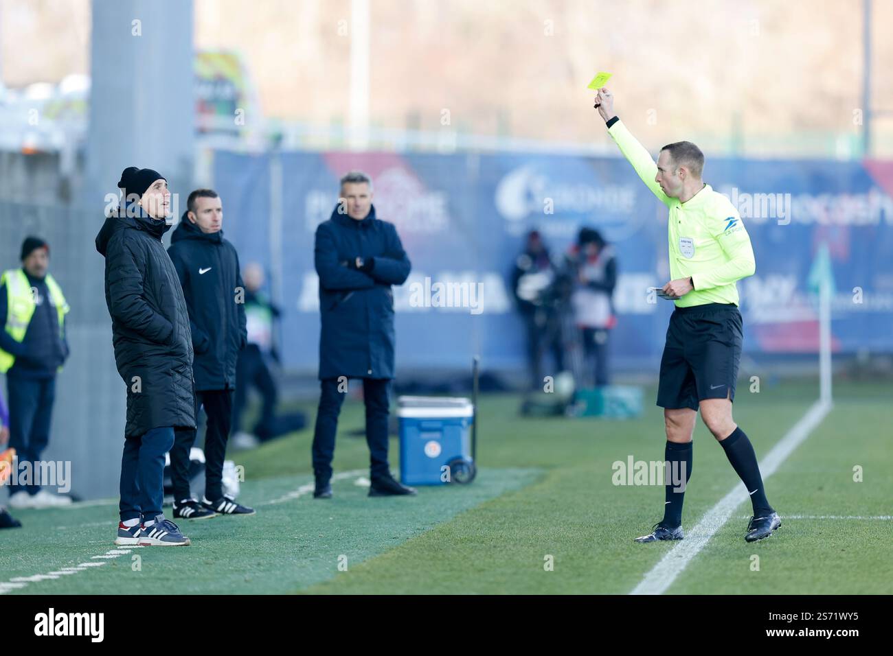 Clermont-Ferrand, France. 18th Jan 2025. Remi LANDRY (ARBITRE ...