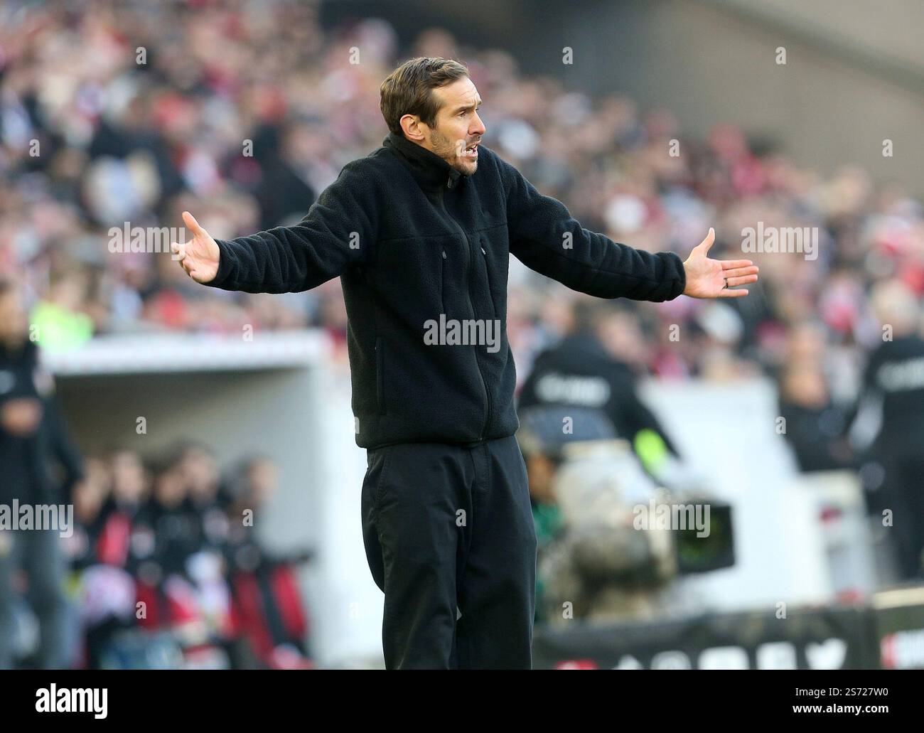 Trainer Julian Schuster (Freiburg) . Sport: Fussball: 1. Bundesliga ...