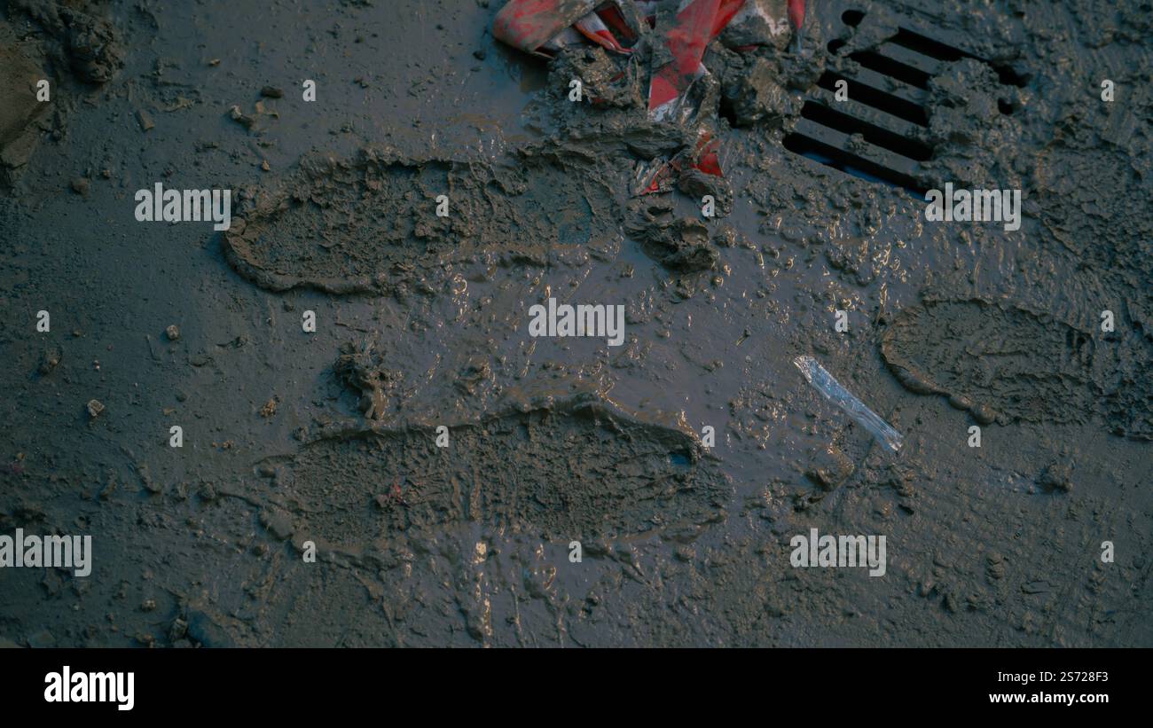 Mud from the floods that happened in Valencia Stock Photo - Alamy