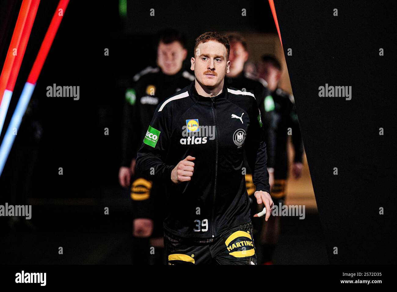 Lukas Stutzke (Deutschland, #39) DEN, Schweiz vs. Deutschland, Handball ...