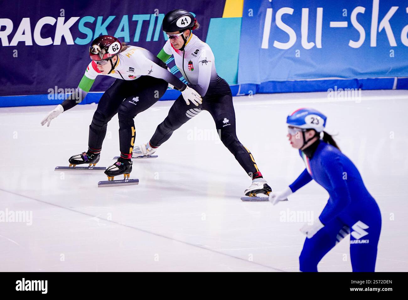 DRESDEN, GERMANY - JANUARY 18: Sara Luca Bacskai of Hungary and Rebeka ...