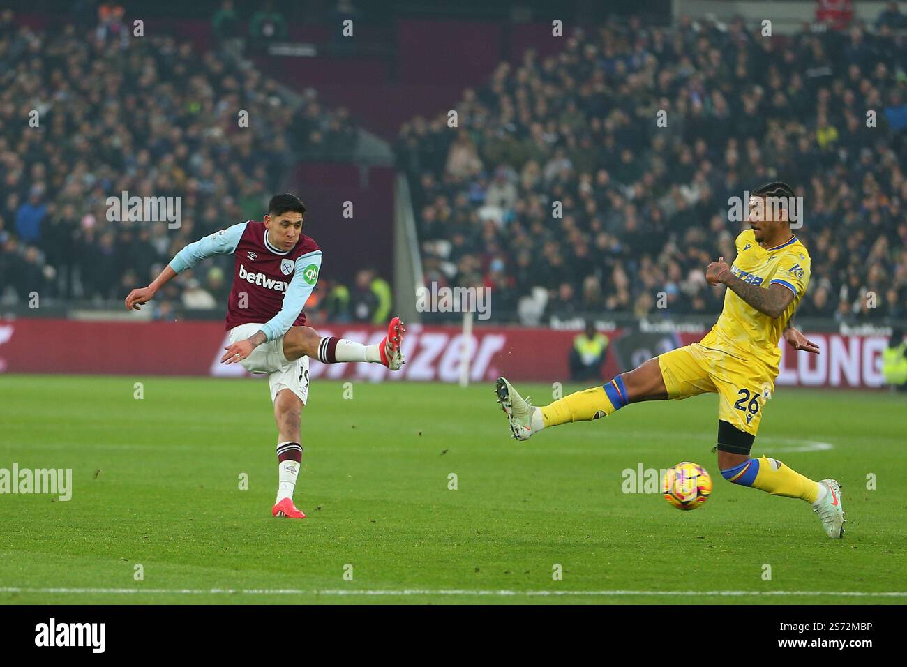 Chris edson hi-res stock photography and images - Alamy