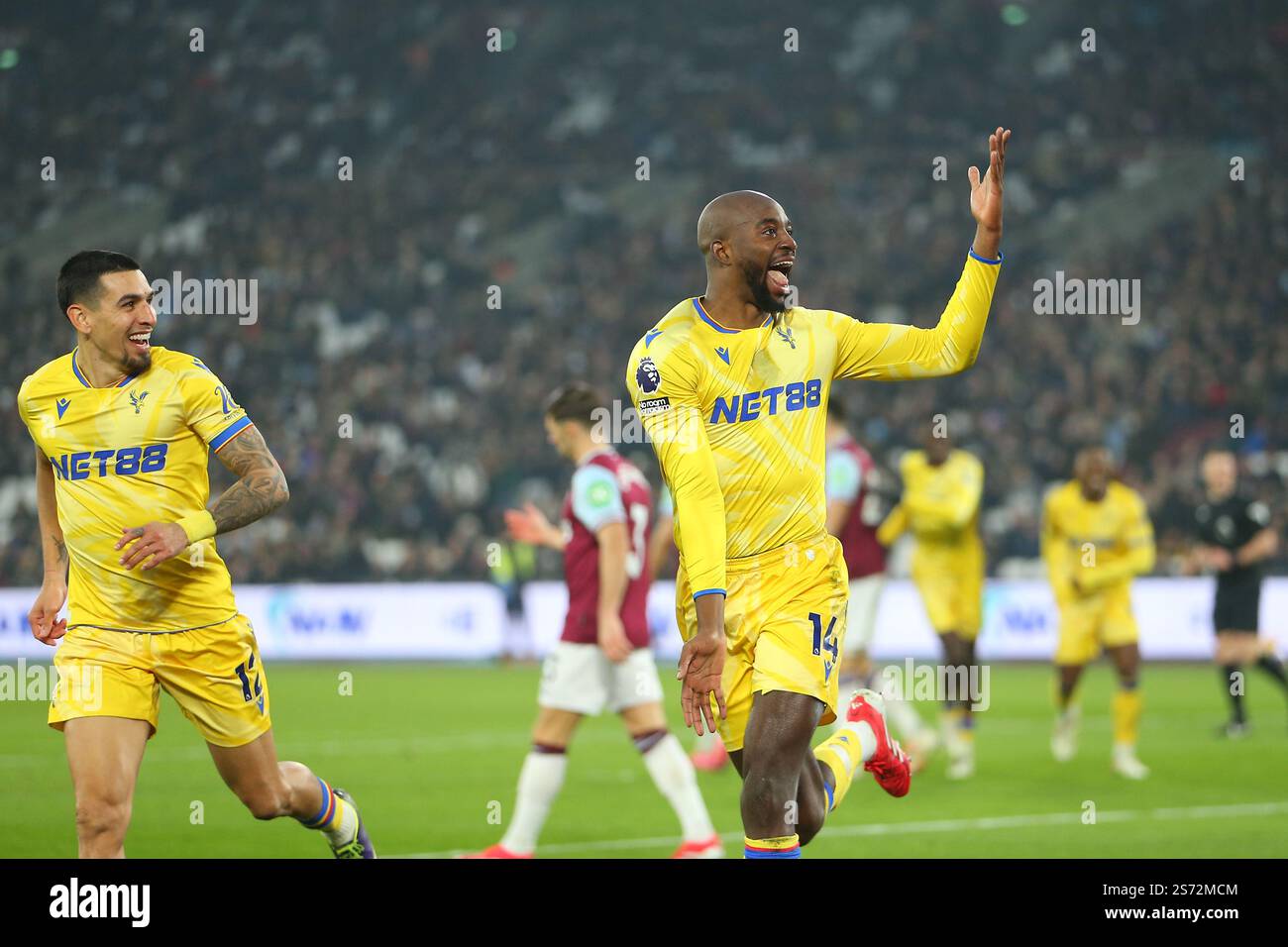London Stadium, London, UK. 18th Jan, 2025. Premier League Football, West Ham United versus ...