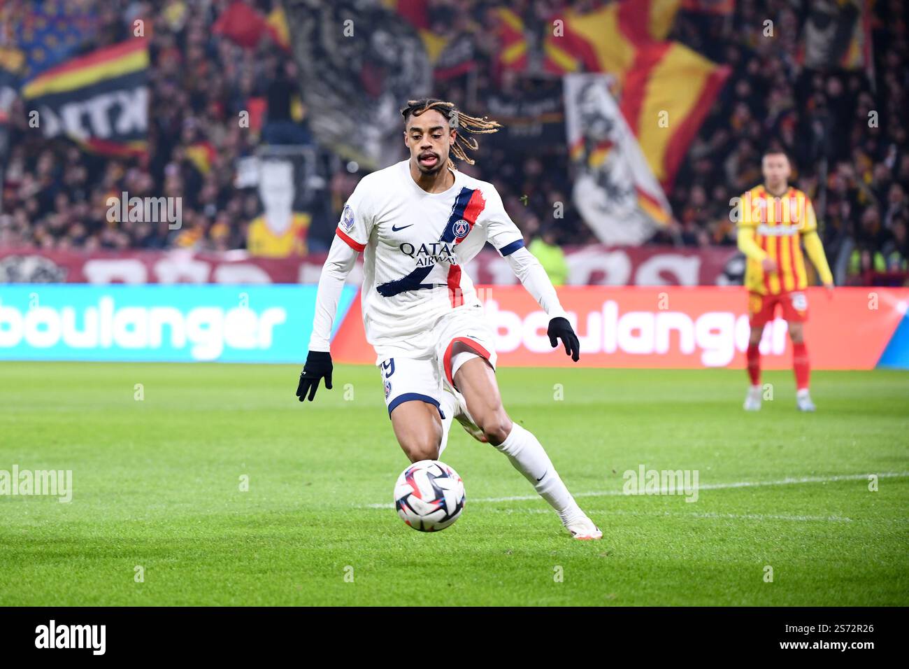 Lens, France. 18th Jan 2025. 29 Bradley BARCOLA (psg) during the Ligue ...