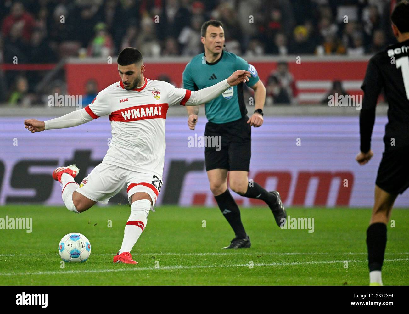 Stuttgart, Deutschland. 18th Jan, 2025. TOR zum 4:0 Deniz Undav VfB Stuttgart (26) Torschuss ...
