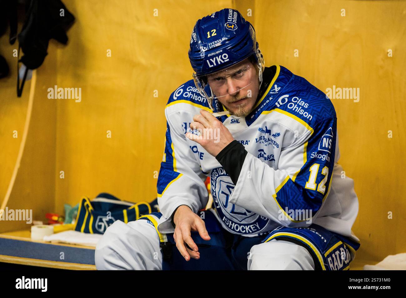 Leksand, Sverige. 18th Jan, 2025. 250118 Leksands Kalle Östman under ishockeymatchen i SHL ...
