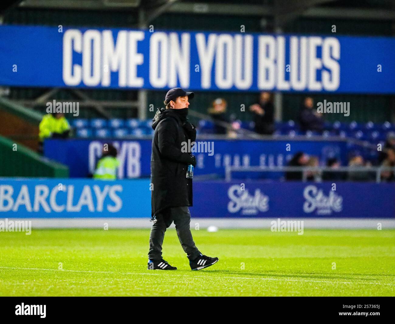 Walton Hall Park Stadium, UK. 18th Jan, 2025. Everton head coach Brian ...