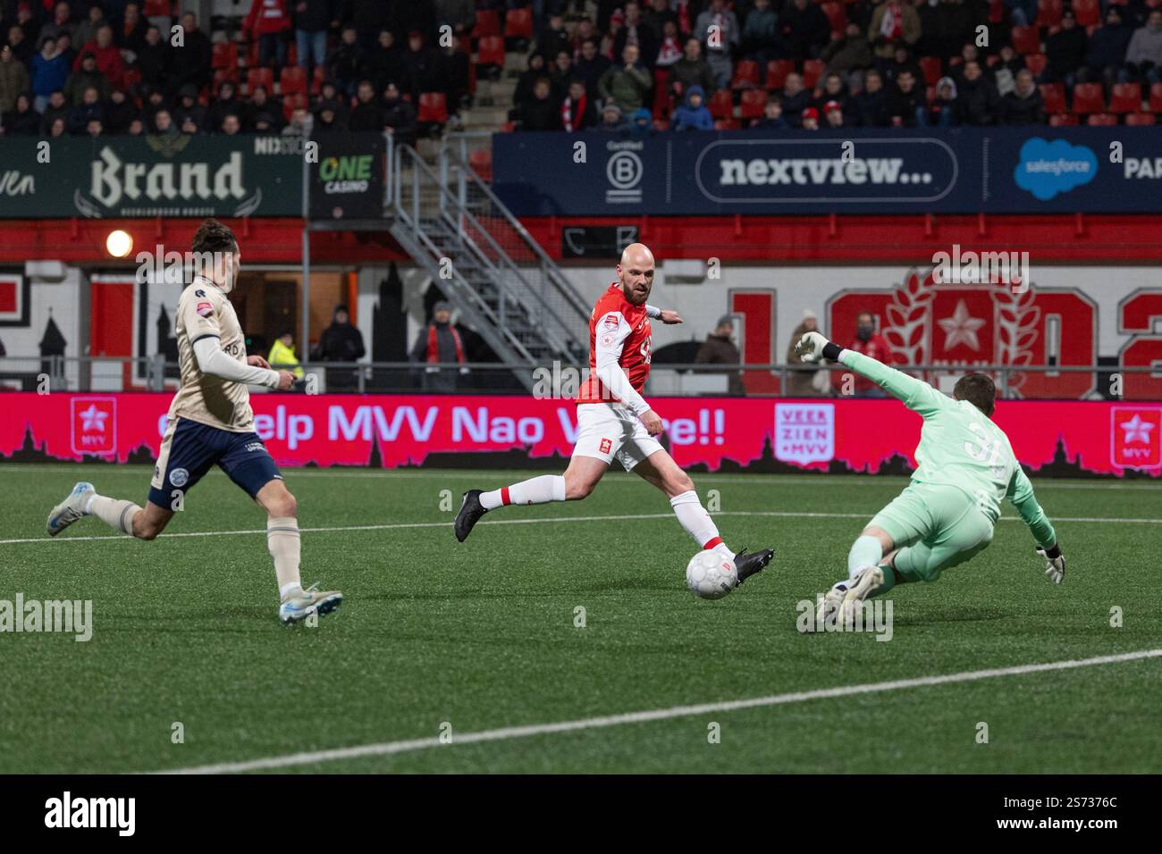 Maastricht, Nederland. 18th Jan, 2025. MAASTRICHT, football, 18-1-2025 ...