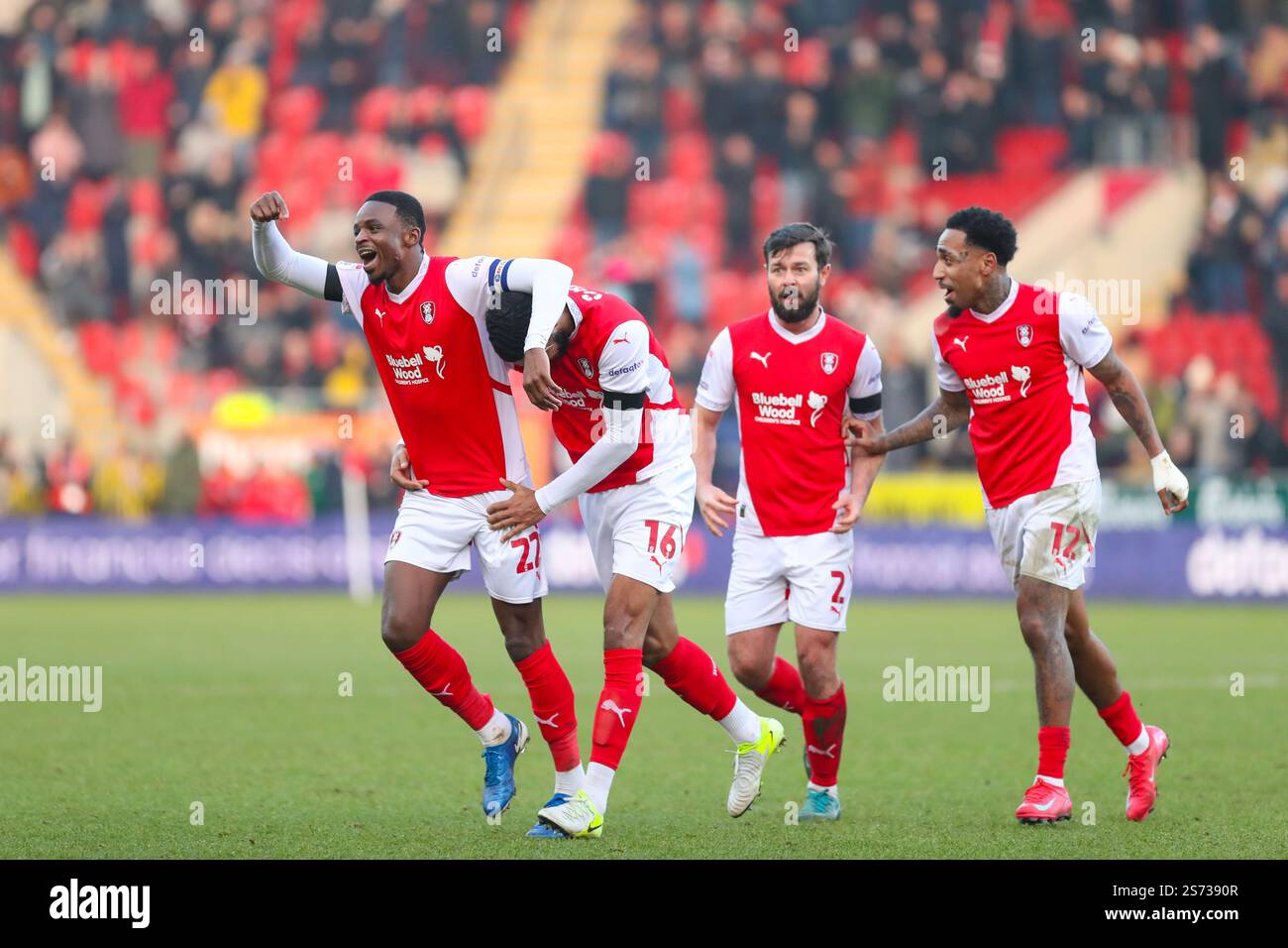 AESSEAL New York Stadium, Rotherham, England - 18th January 2025 Zak ...