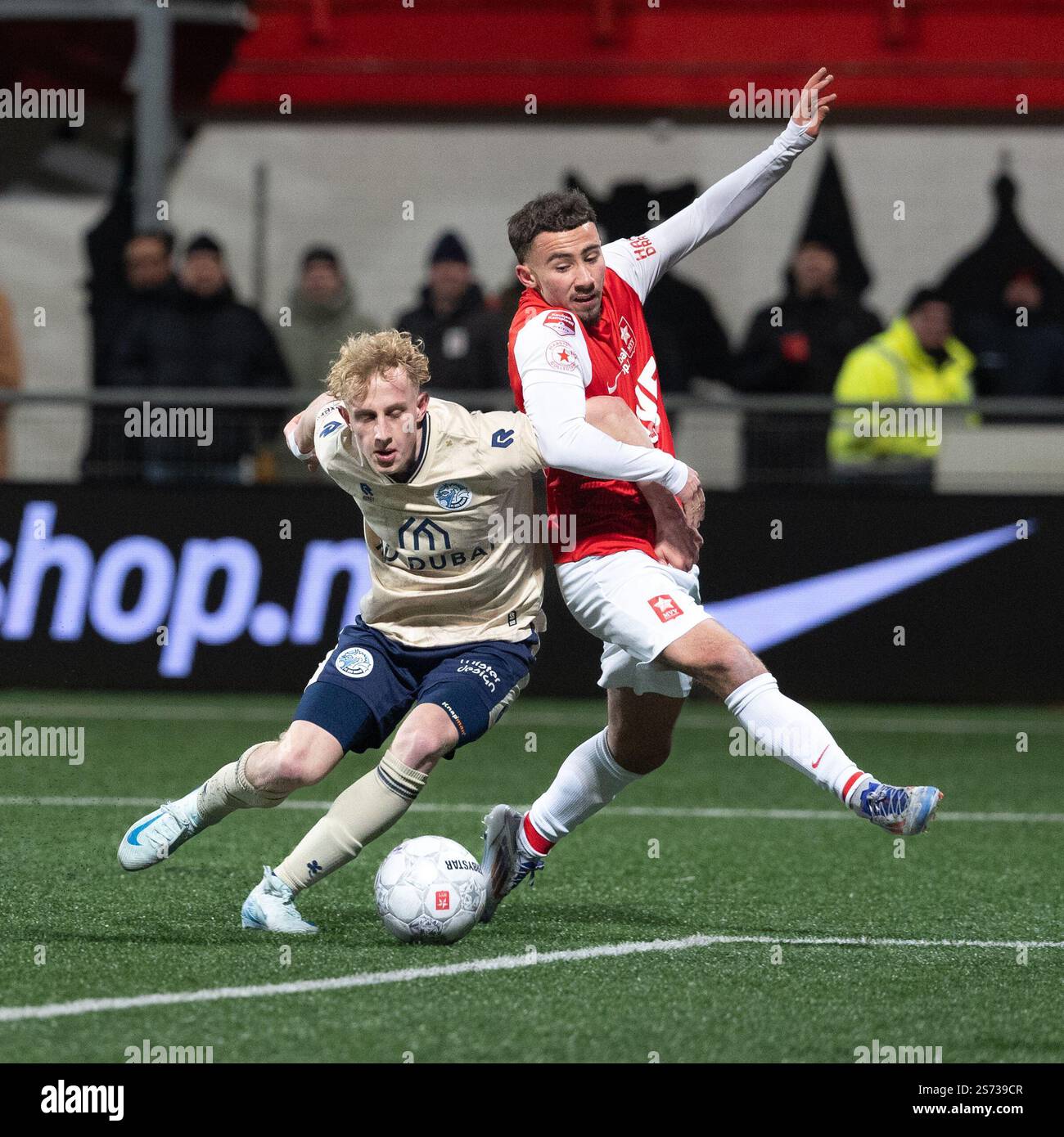 Maastricht, Nederland. 18th Jan, 2025. MAASTRICHT, football, 18-1-2025 ...