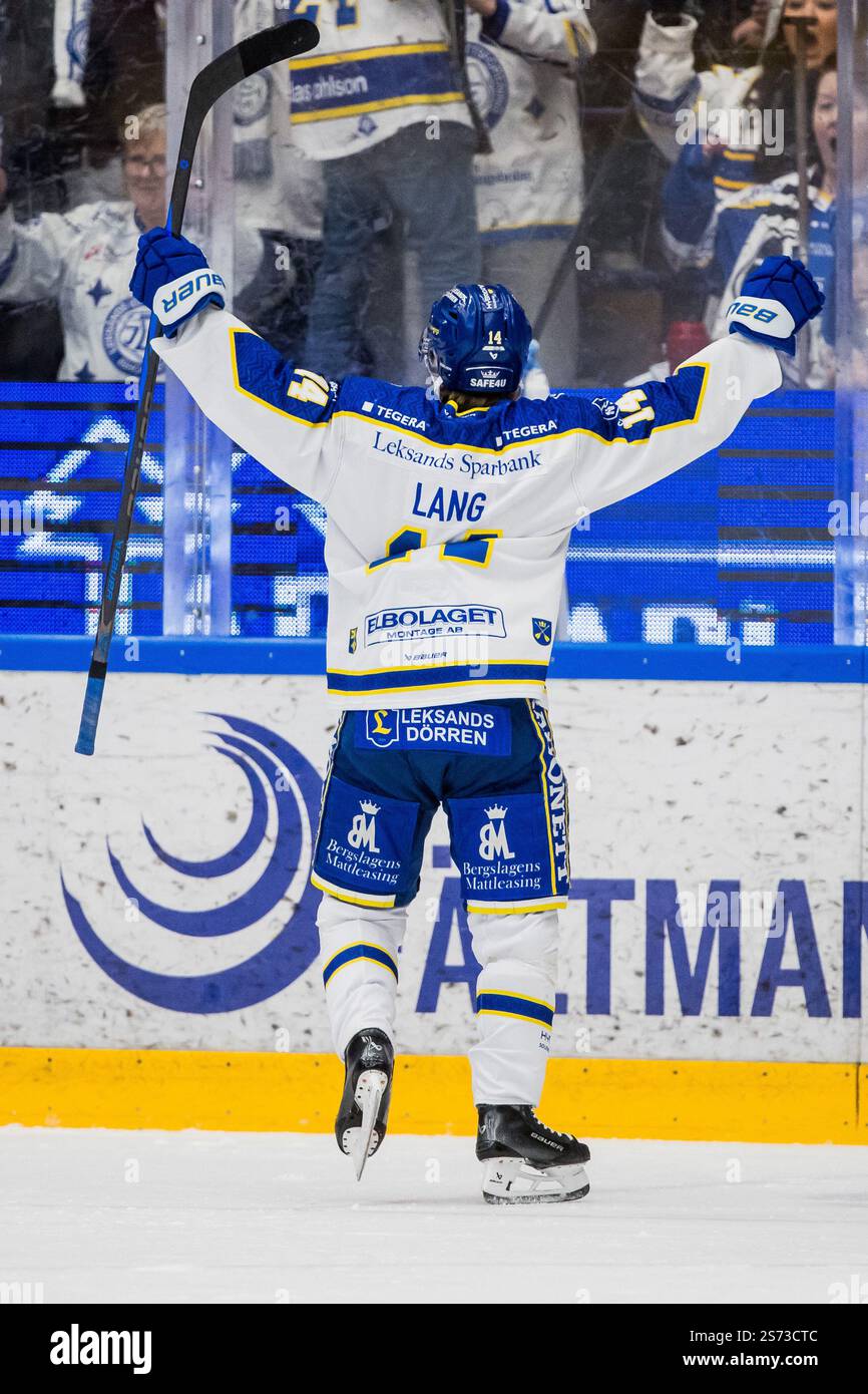 Leksand, Sverige. 18th Jan, 2025. 250118 Leksands Oskar Lang jublar efter 1-0 under ...