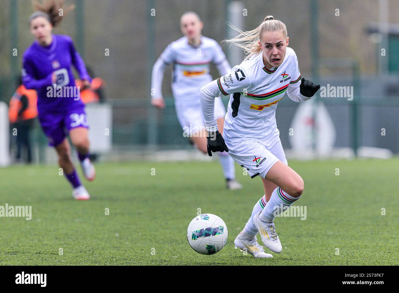 Oud Heverlee, Belgium. 18th Jan, 2025. Saar Janssen (2) of OHL pictured ...