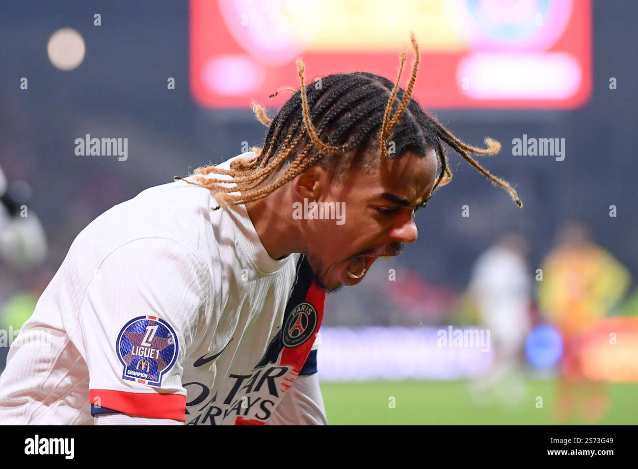 Lens, France. 18th Jan 2025. 29 Bradley BARCOLA (psg) during the Ligue ...