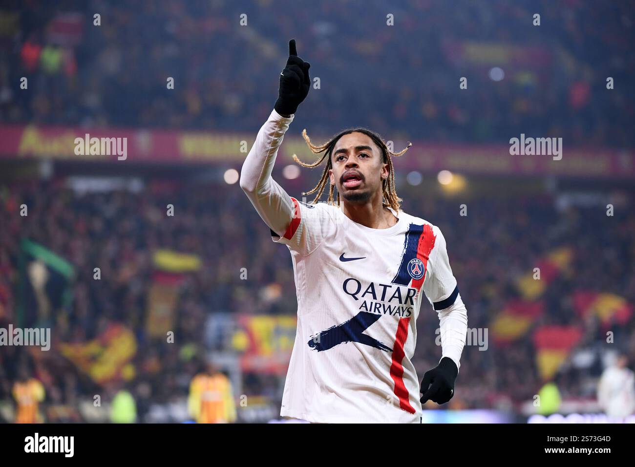 Lens, France. 18th Jan 2025. 29 Bradley BARCOLA (psg) during the Ligue ...