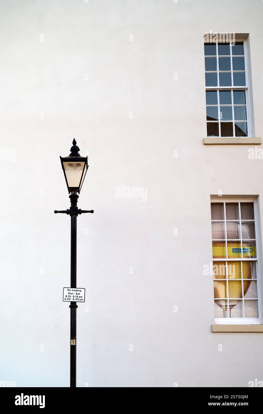 Victorian style lamp post hi-res stock photography and images - Alamy