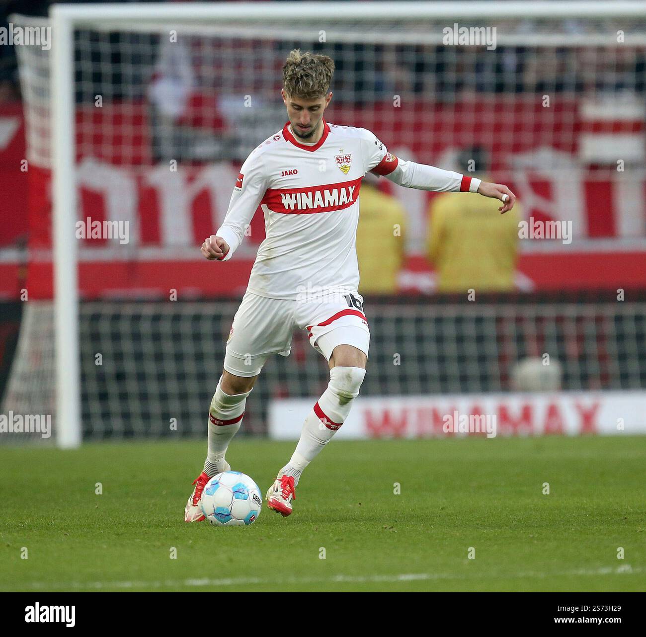 Atakan Karazor (VfB) . Sport: Fussball: 1. Bundesliga : Saison 24/25 ...