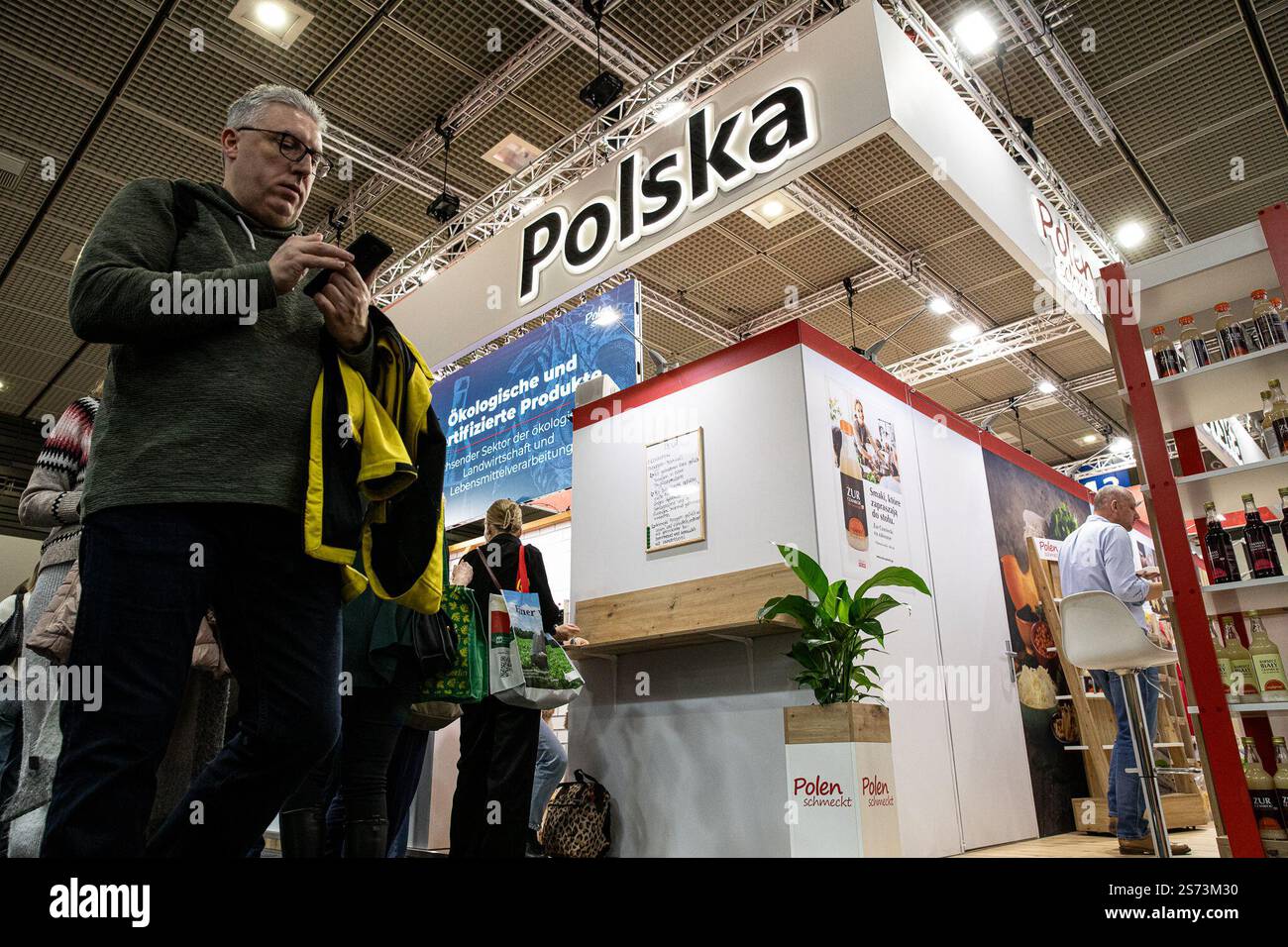 Berlin, Baden-Wuerttemberg, Germany. 18th Jan, 2025. Thousands of ...