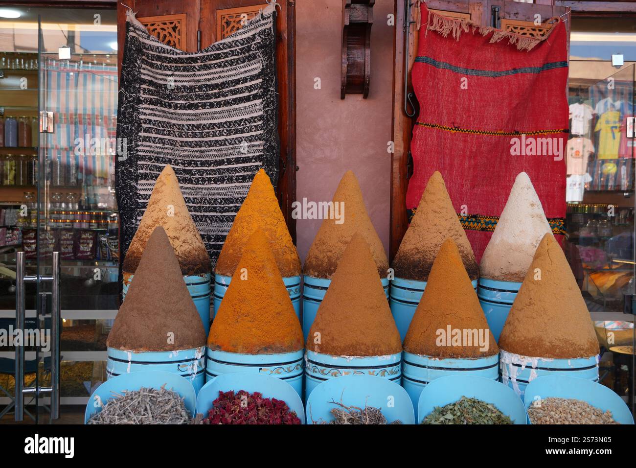 Colorful spices, Marrakesh souk, Morocco, South Africa Stock Photo - Alamy
