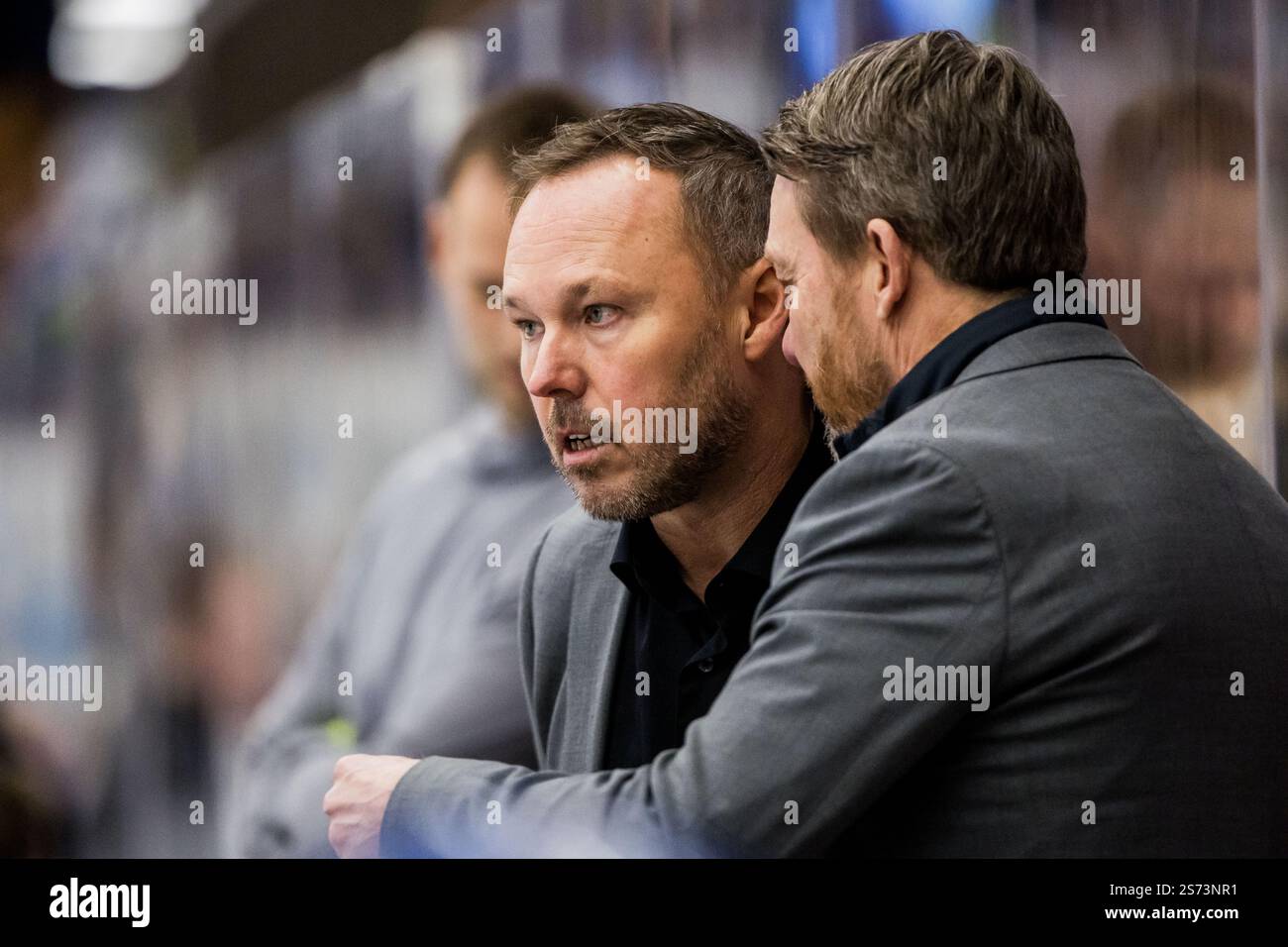 Leksand, Sverige. 18th Jan, 2025. 250118 Leksands assisterande tränare Mikael Karlberg under ...