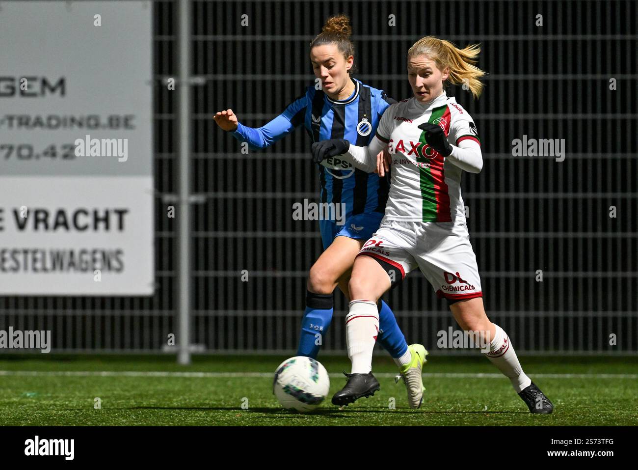Aalter, Belgium. 18th Jan, 2025. Chloe Vande Velde (8) of Club YLA pictured fighting for the ...