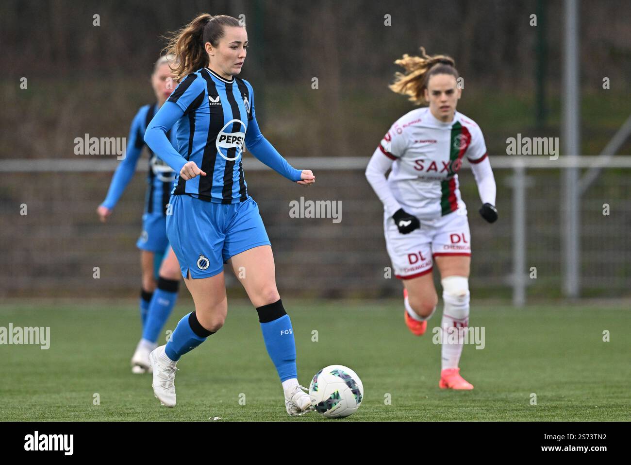 Aalter, Belgium. 18th Jan, 2025. Sterre Gielen (14) of Club YLA pictured during a female soccer ...