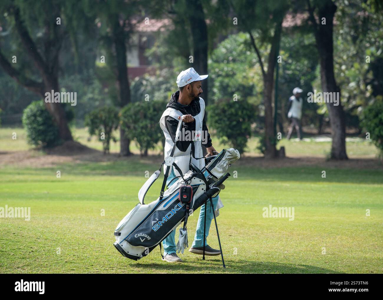 Kolkata, India. 17th Jan, 2025. Season's first Pro level golf ...