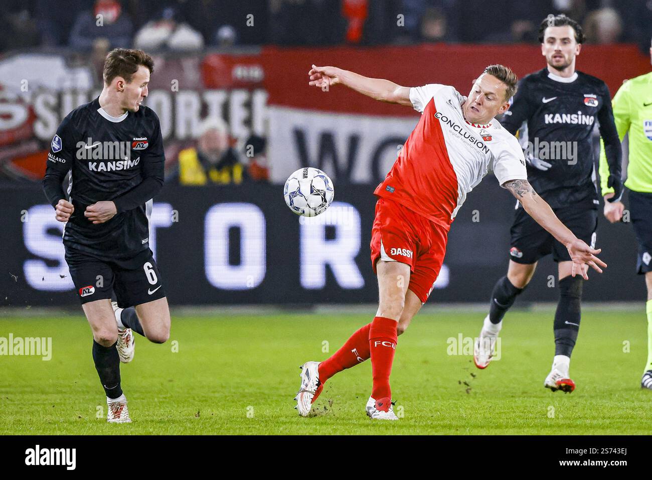 UTRECHT, 18-01-2025, Stadium Galgenwaard, football, Dutch eredivisie, season 2024/2025, FC ...