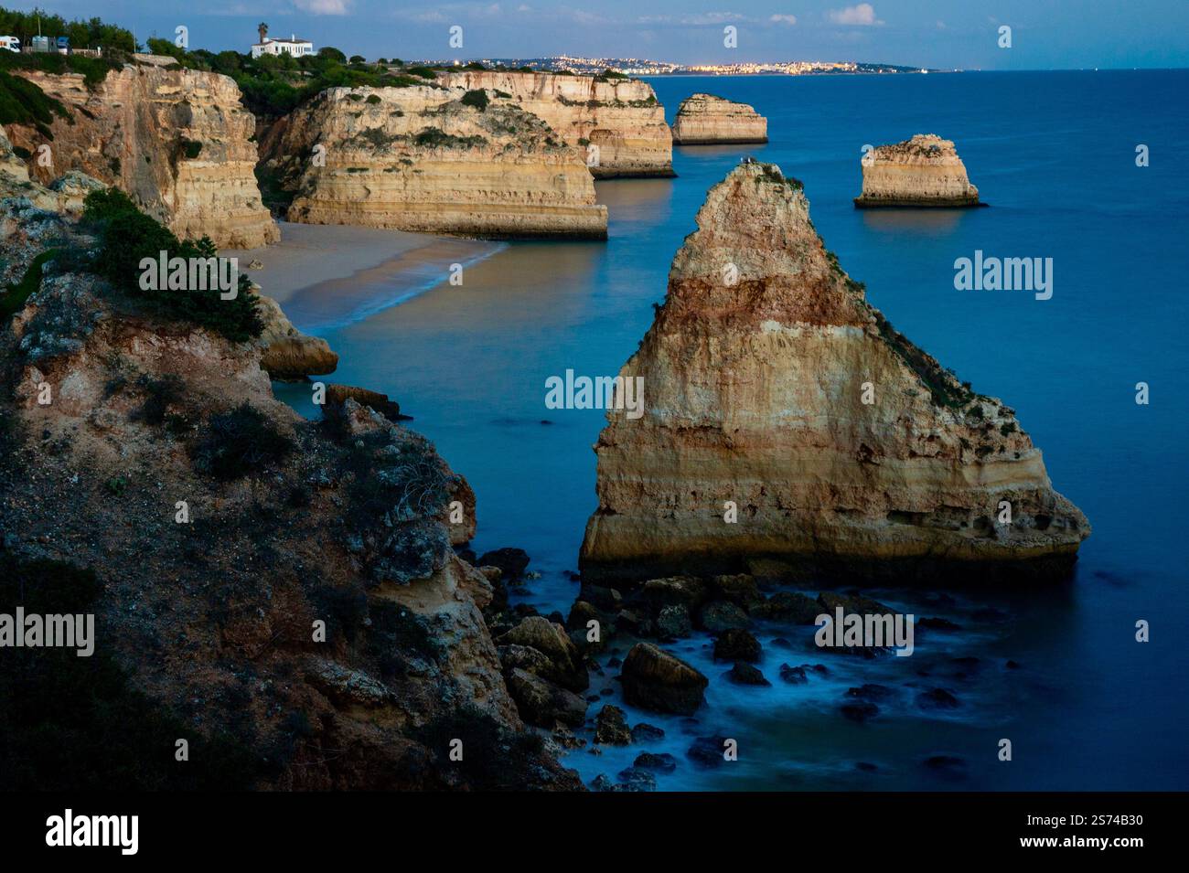 Photography of structures hi-res stock photography and images - Alamy