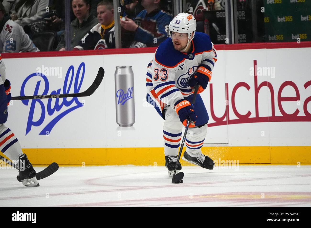 Edmonton Oilers left wing Viktor Arvidsson (33) in the third period of ...