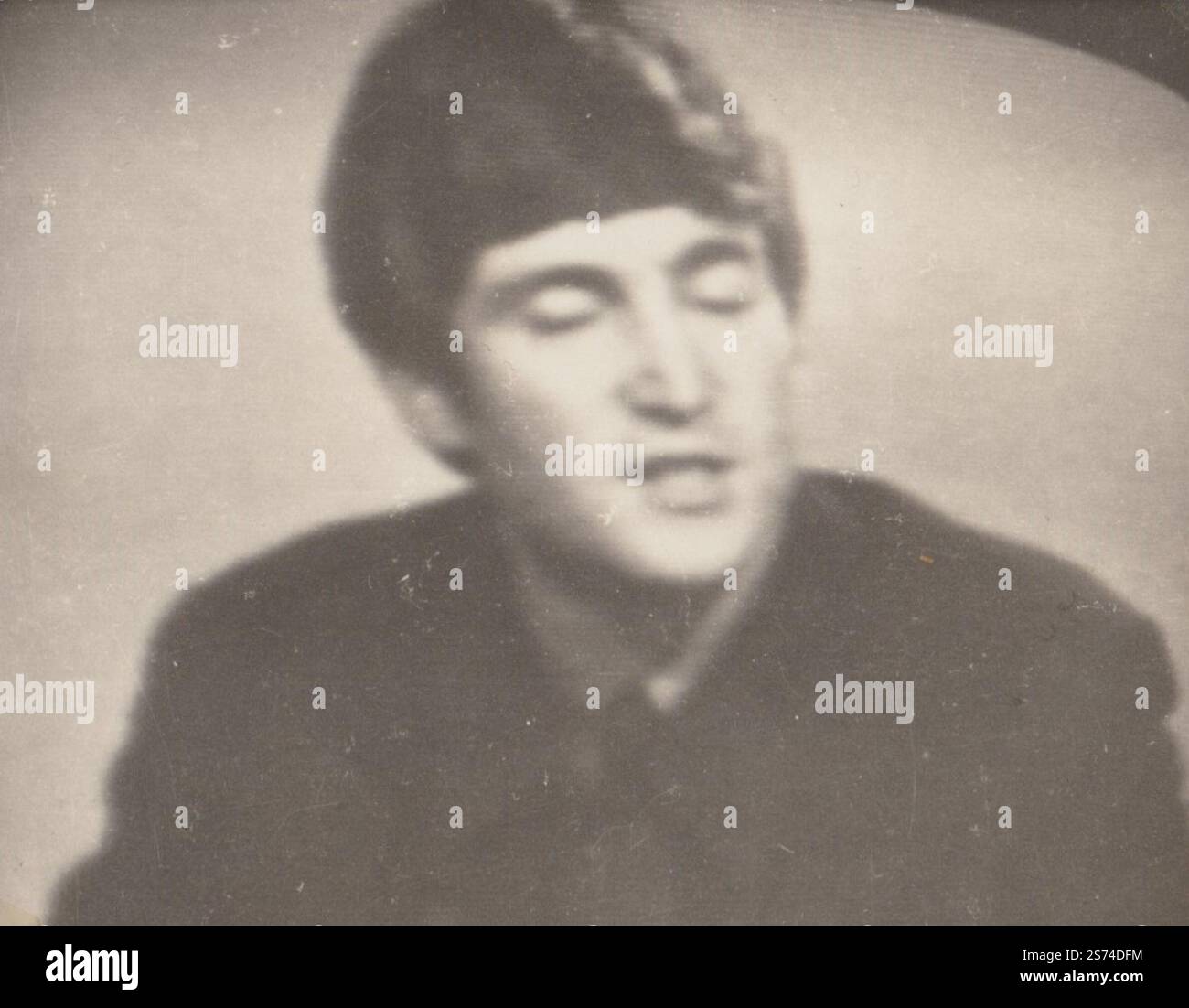 John lennon juke box jury hi-res stock photography and images - Alamy