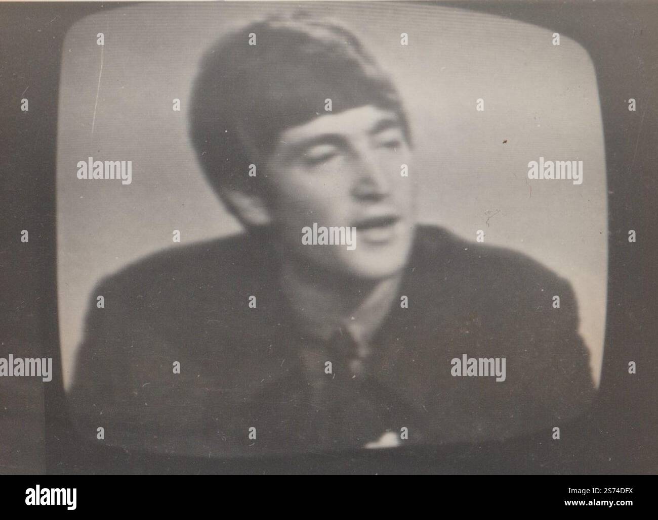 Beatles john lennon yoko hi-res stock photography and images - Alamy