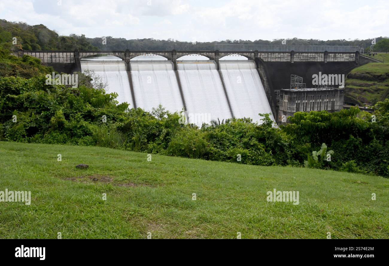 Alhajuela, USA. 12th Jan, 2025. Madden Dam, which controls the flow of ...