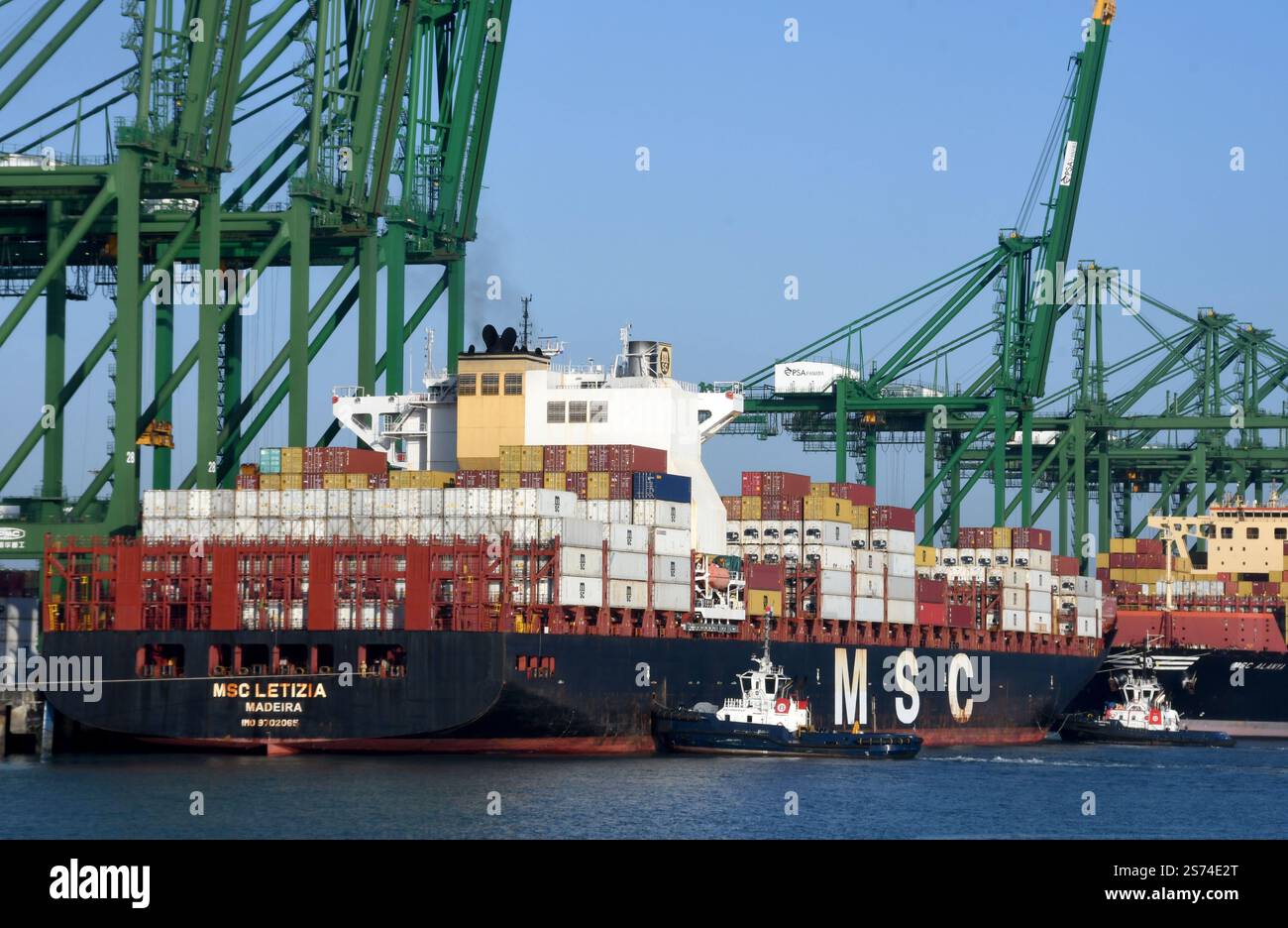 Panama canal 018 jpg hi-res stock photography and images - Alamy