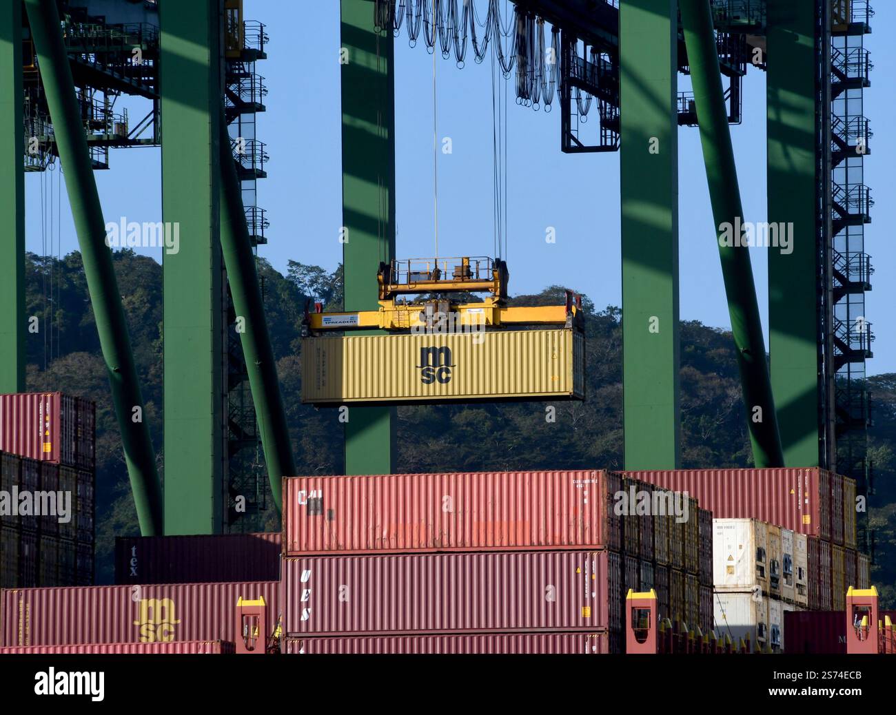 Panama canal 034 jpg hi-res stock photography and images - Alamy