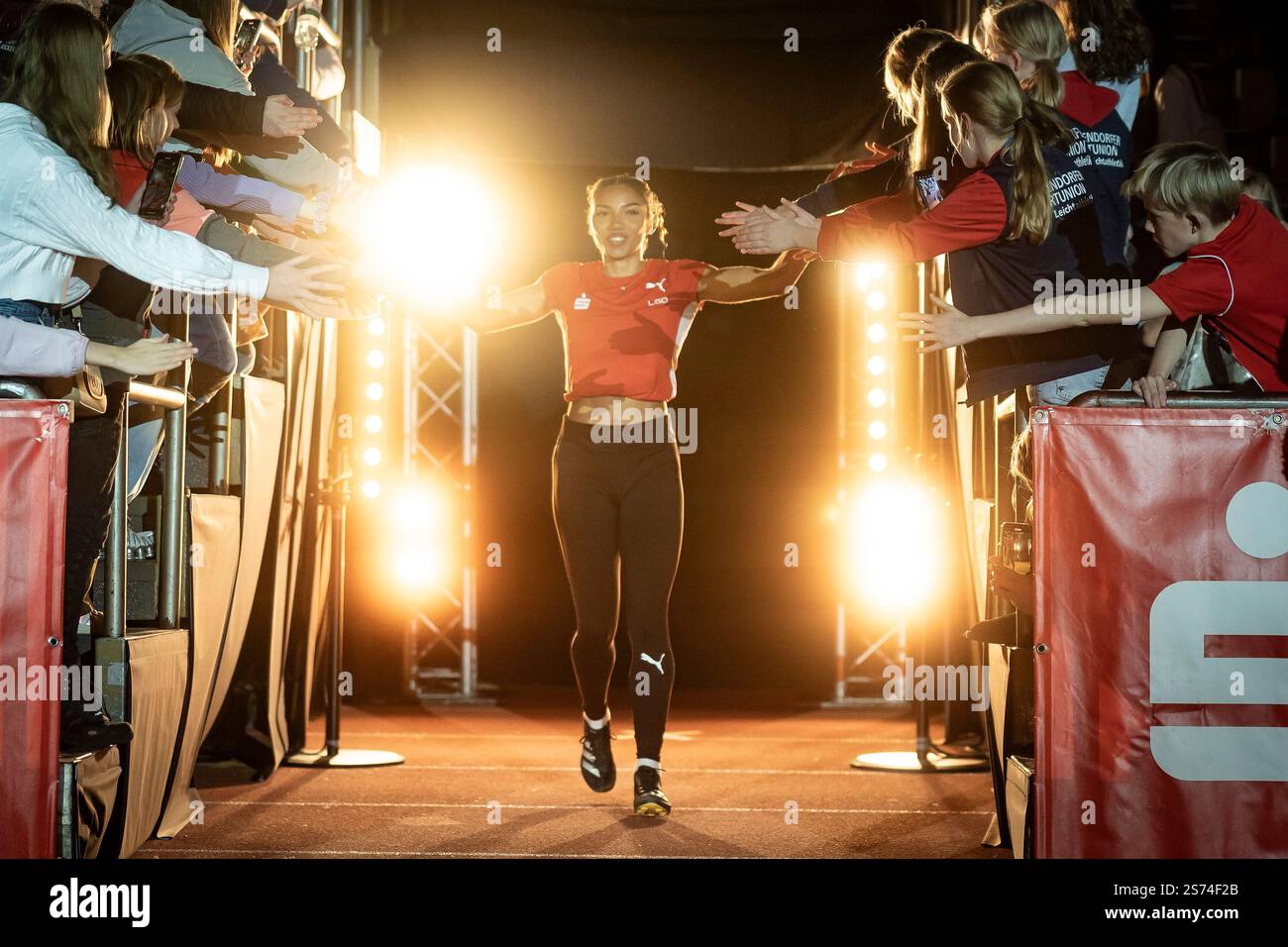 Dortmund, Deutschland. 18th Jan, 2025. Samira Attermeyer (GER/LG ...