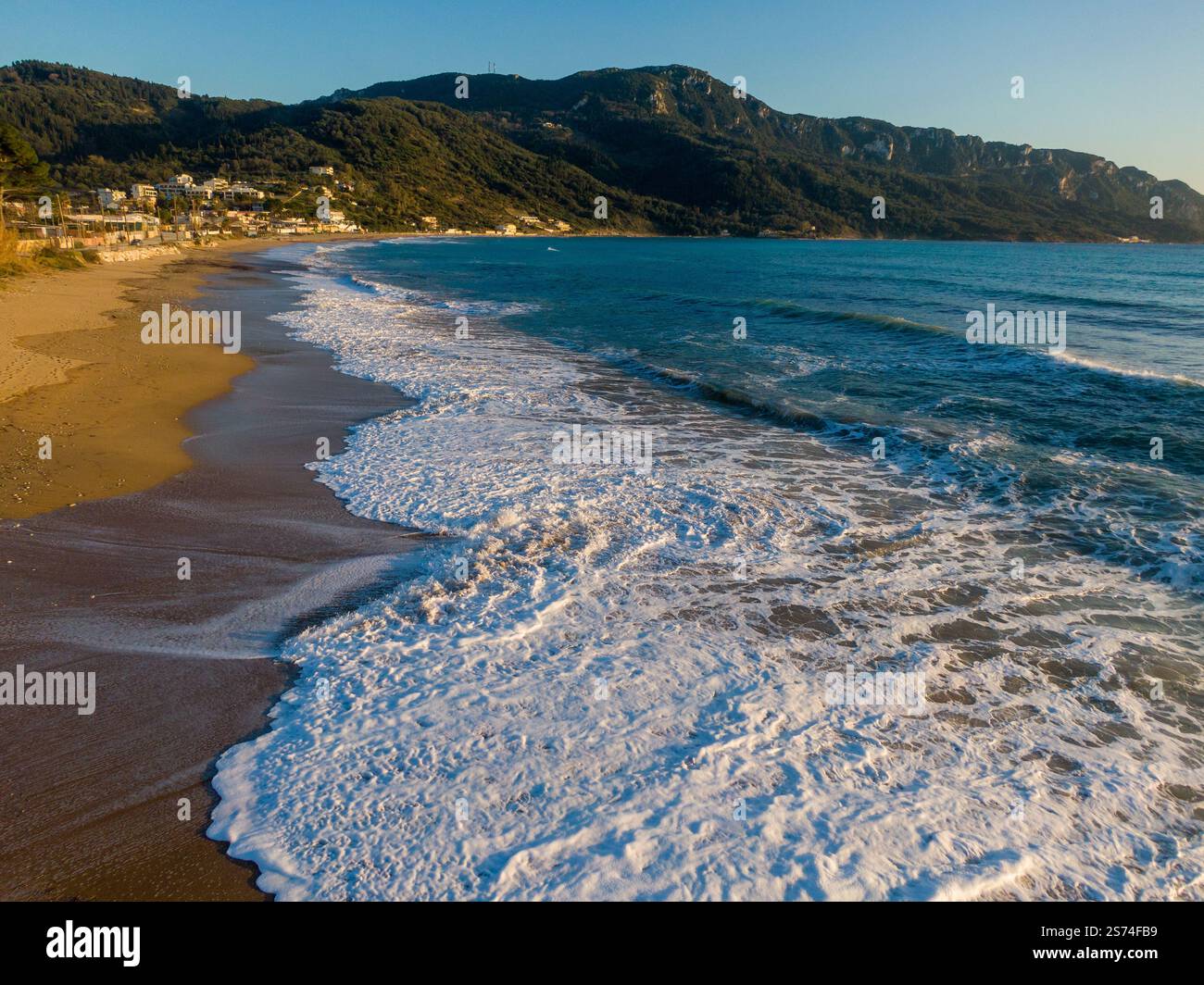 Serene view ocean waves lapping hi-res stock photography and images - Alamy
