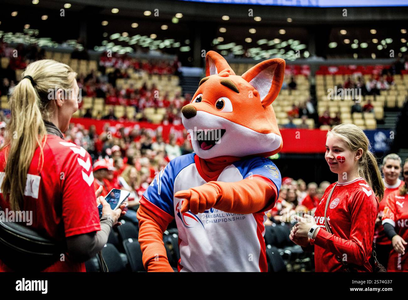 Herning, Denmark. 18th, January 2025. The tournament mascot Foxy the ...
