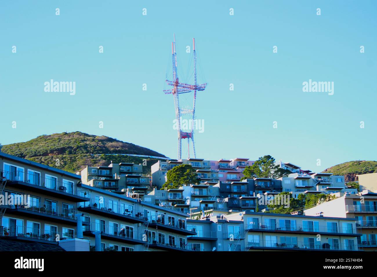 Hillside Residential Area with Sutro Tower Overlooking Cityscape Stock ...