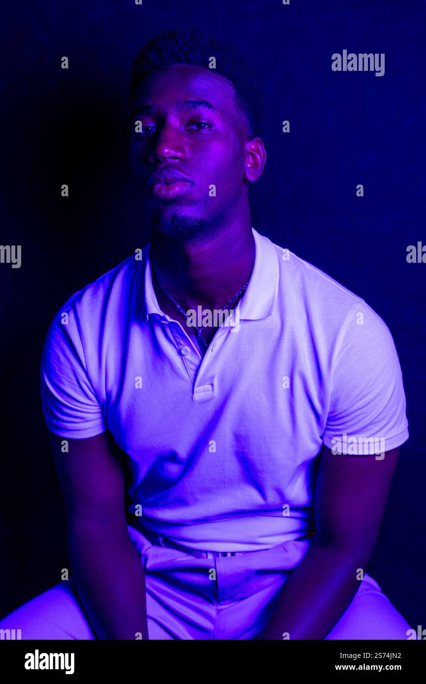 Person wearing light colored hi-res stock photography and images - Alamy