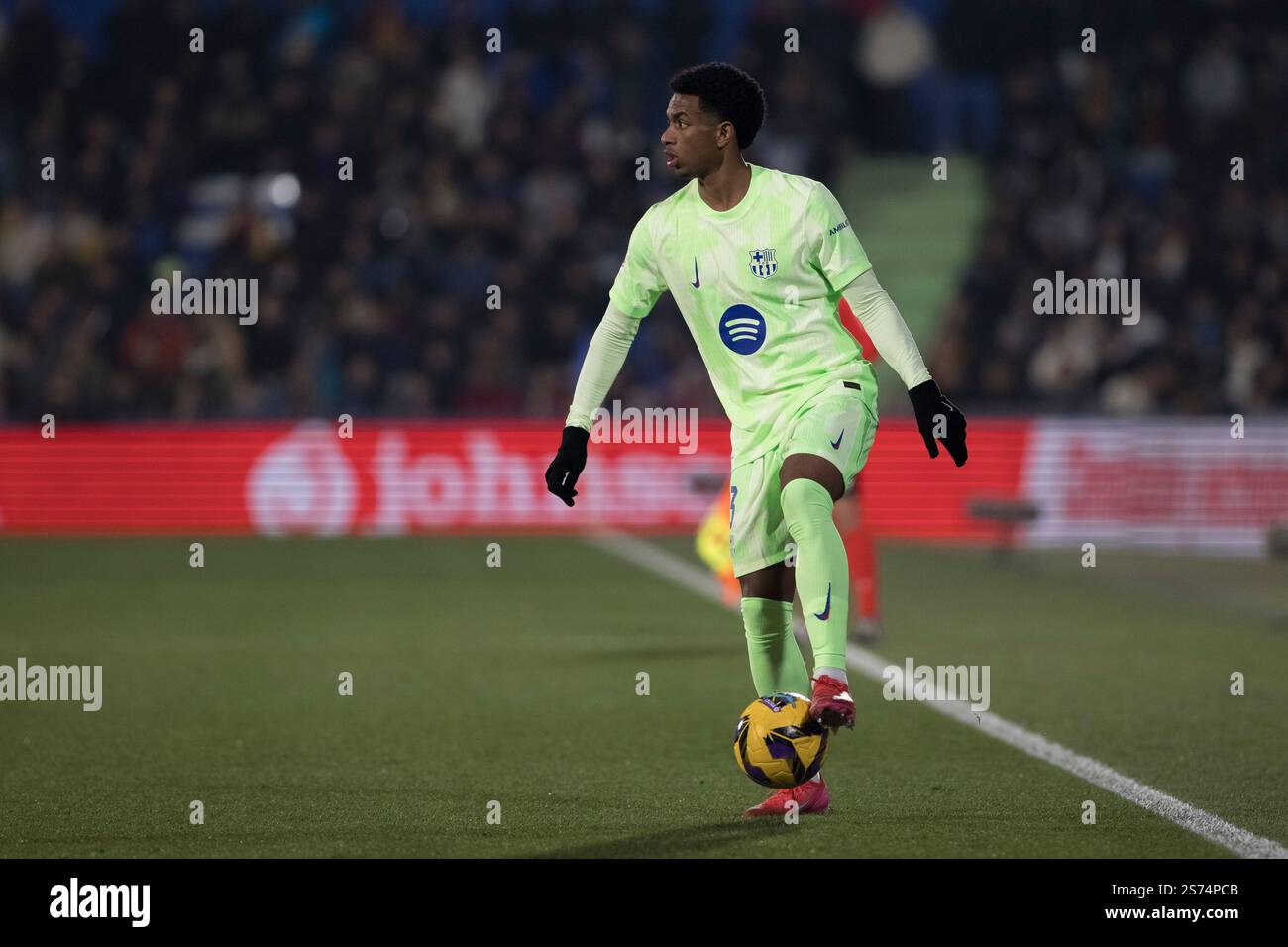 Madrid, Spain. 18th Jan 2025. Alejandro Balde of Barcelona in action ...