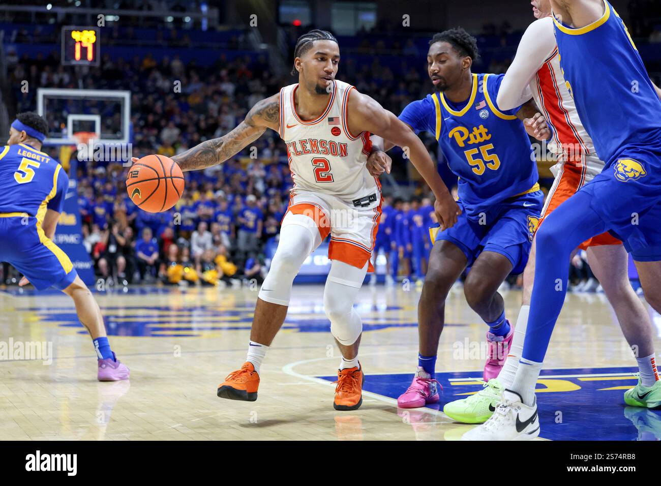 PITTSBURGH, PA - JANUARY 18: Clemson Tigers guard Dillon Hunter (2 ...