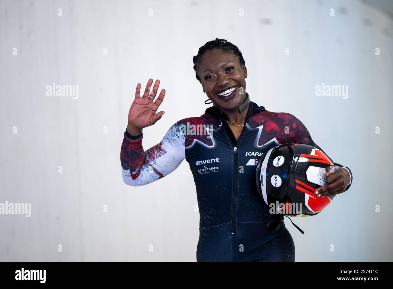 Cynthia Appiah (Kanada) lacht im Ziel, AUT, IBSF Bob Weltcup Innsbruck ...