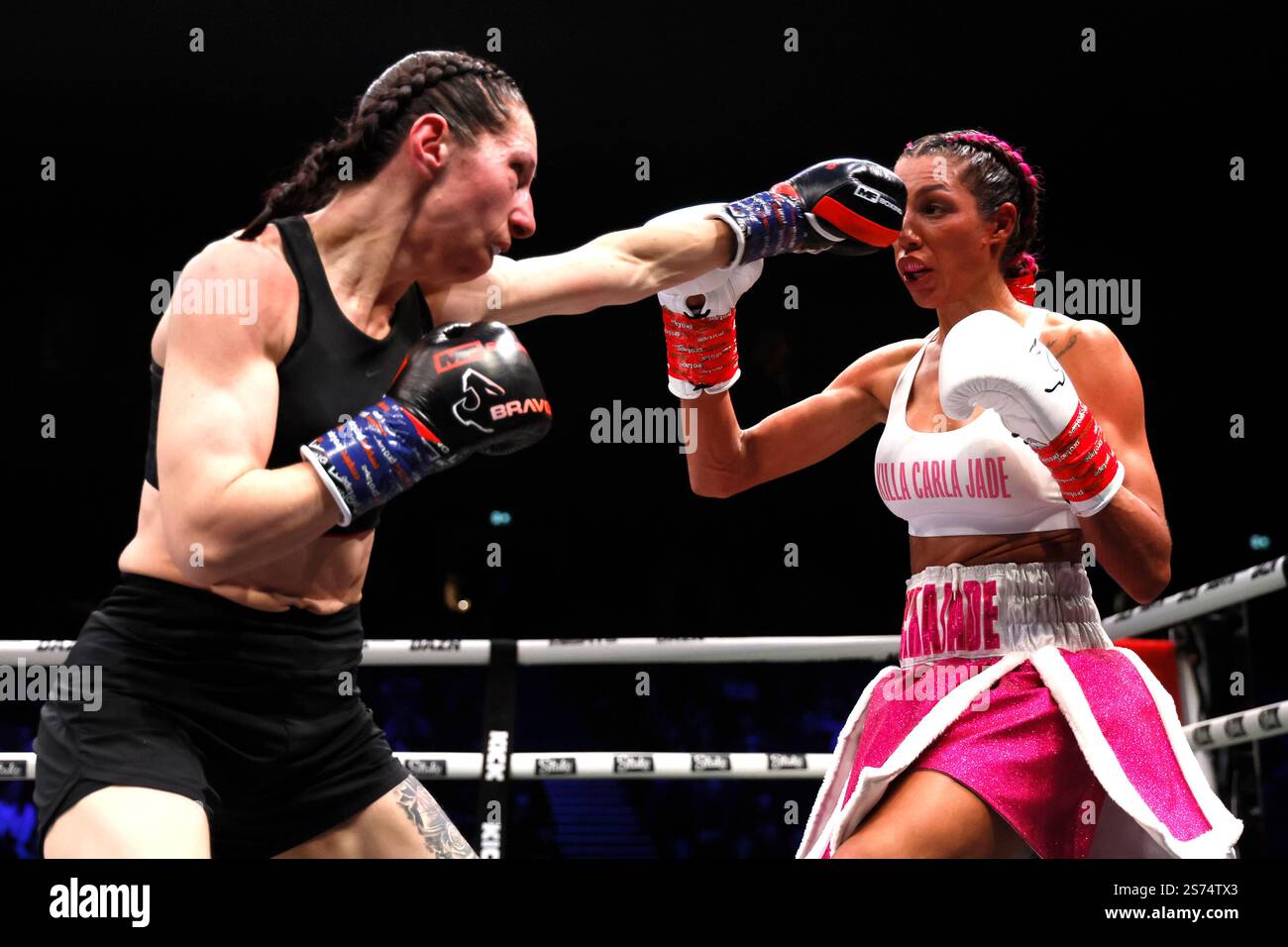 Melanie Shah (left) in action against Carla Jade in the Misfit Light ...