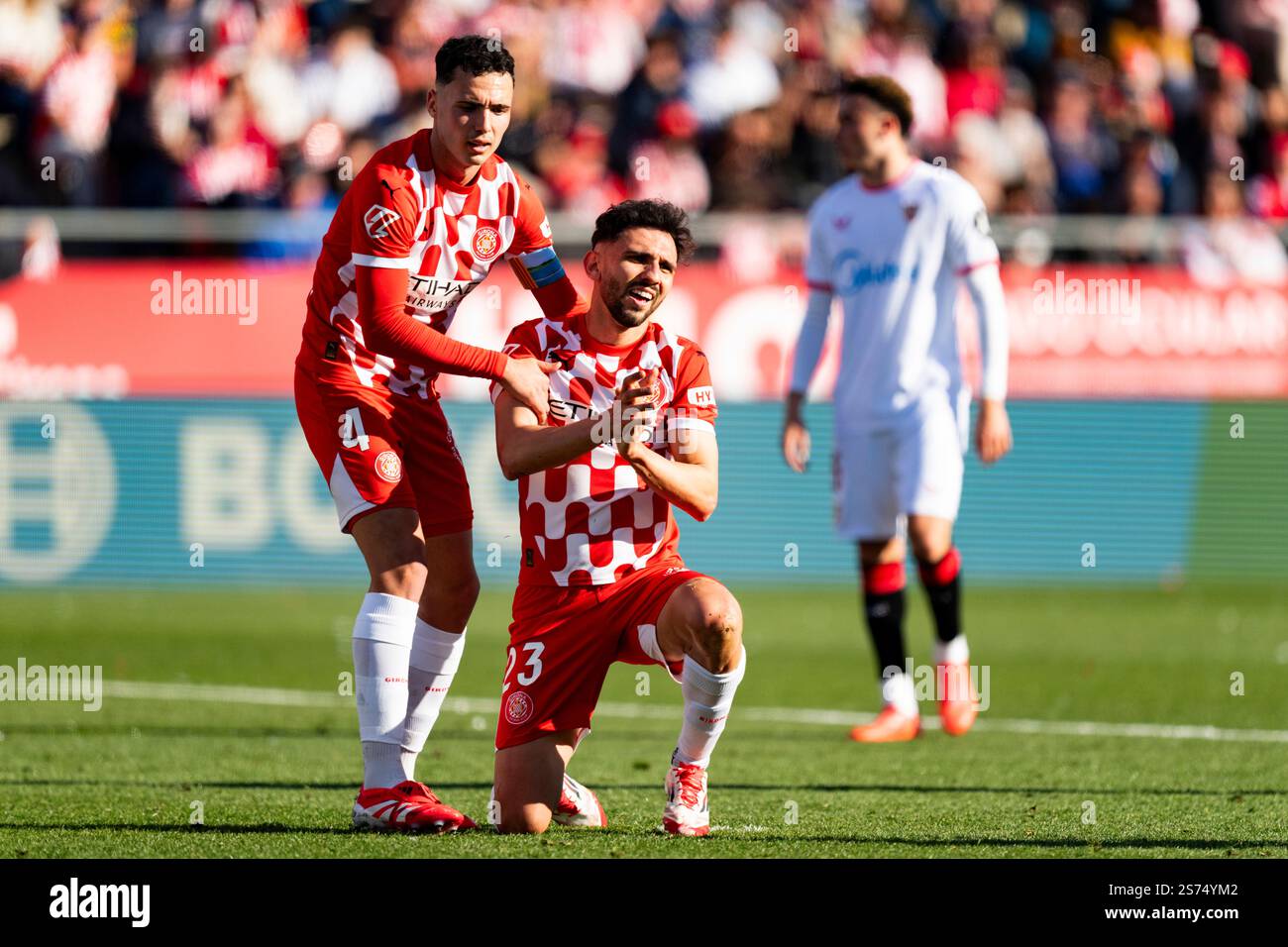 Girona, Spain. 18th Jan, 2025. Ivan Martin (Girona FC) reacts during La Liga football match ...